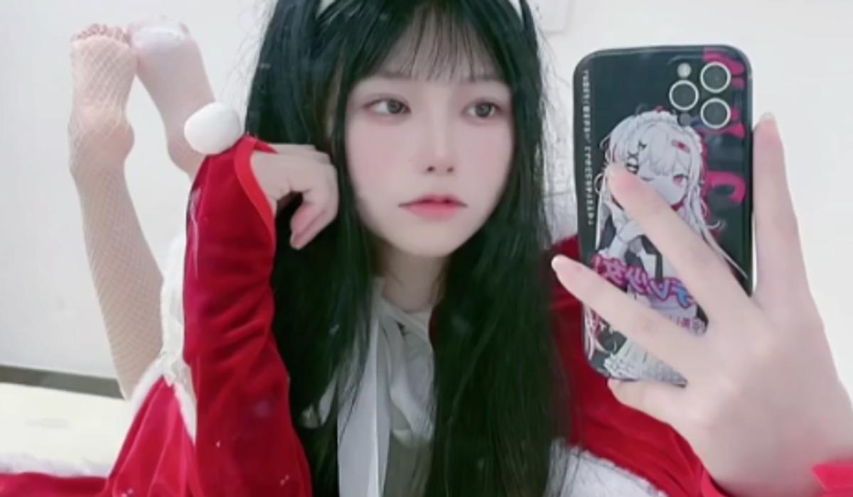 There are successors in Jingchuan Liyu, and Chen Bufan wears JK to start broadcasting and ...