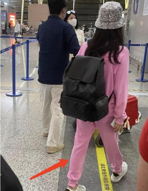 Li Xiang Wang Yuelun's family of three appeared together, suspected of ...