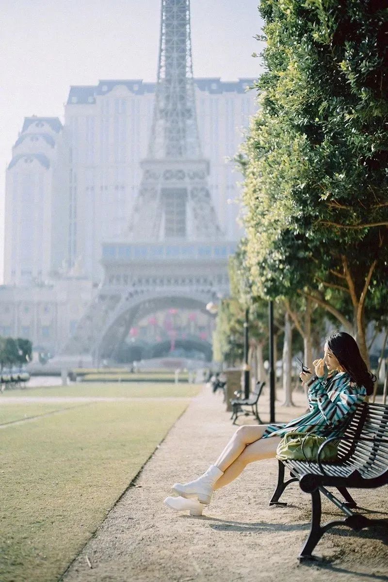 Li Ronghao's melons are so big, why isn't there even a hot search? - iNEWS