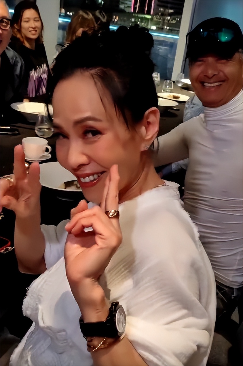 Chow Yun-fat's 68th birthday was exposed on the spot, several Hong Kong ...