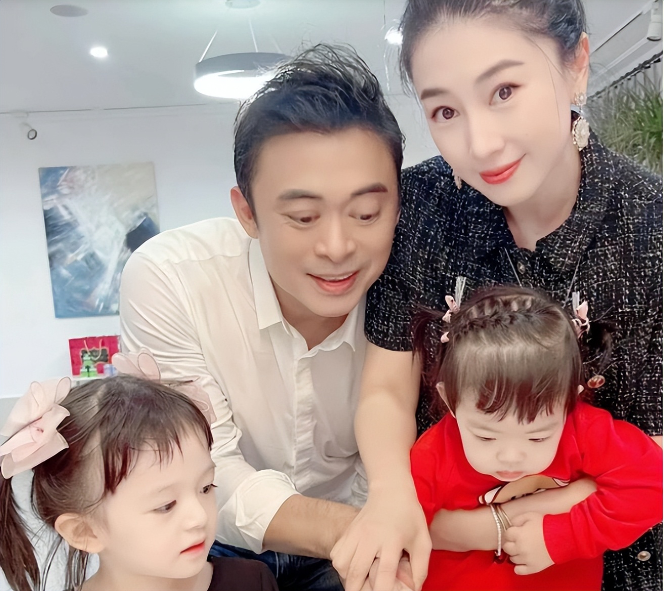 Marriage between Fan Shaohuang and Jia Xiaochen?After posting the post, it was deleted in ...