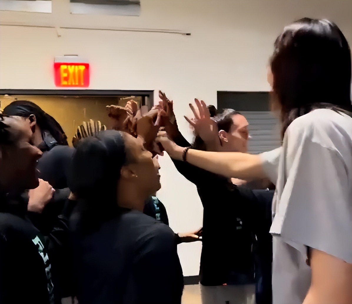 Seamless! Han Xu + Li Meng have returned to the WNBA's first height and ...