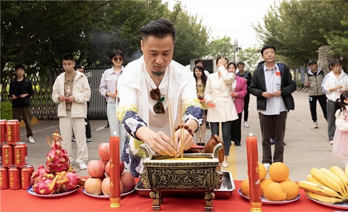 The movie "Ten Letters", a gift for my father, was launched in Shaanxi ...