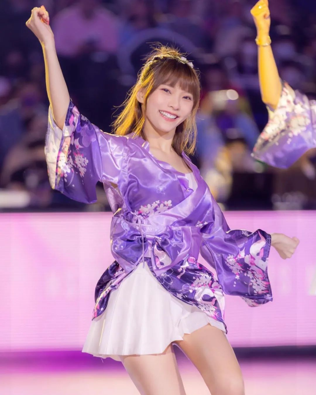 The fresh and pure "Costco Zhou Ziyu" - iNEWS