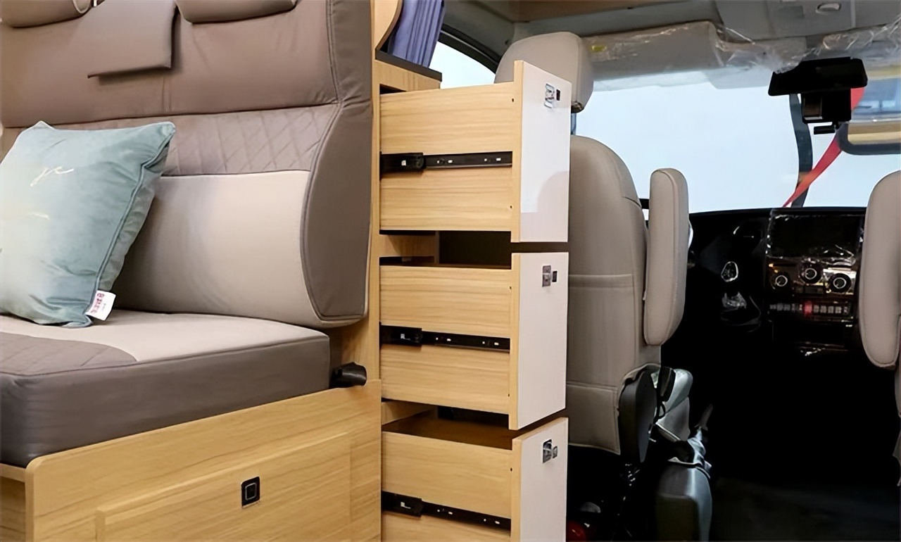 Yunyou double-expanded RV, large space, more comfortable travel! - iMedia