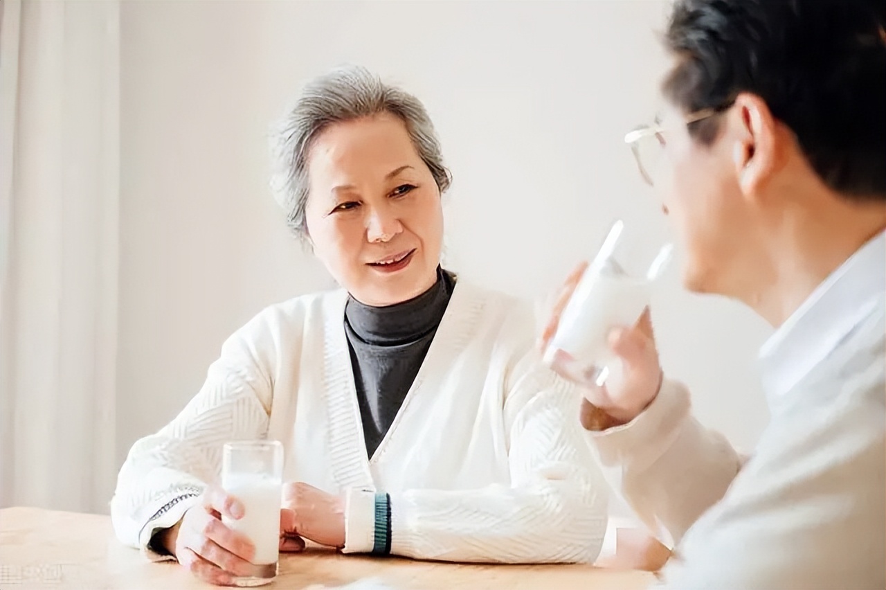 How to drink milk correctly - iNEWS