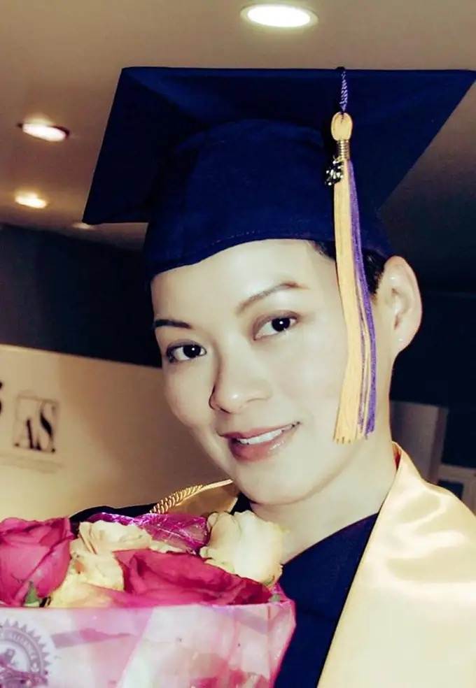 54-year-old "Azhu" Liu Jinling rarely showed up after retiring ...