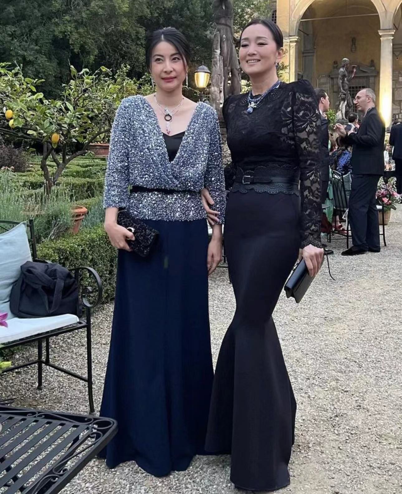 The two goddesses are beautiful in the same frame! Guo Jingjing wears ...