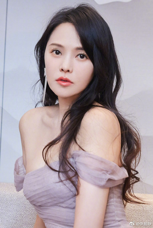 Su Mang only used 9 photos to make Yi Nengjing's wedding day a joke on ...