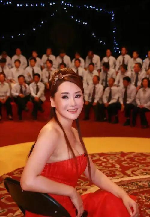 Yang Xin: Pure natural appearance and figure, rejecting the "hidden ...