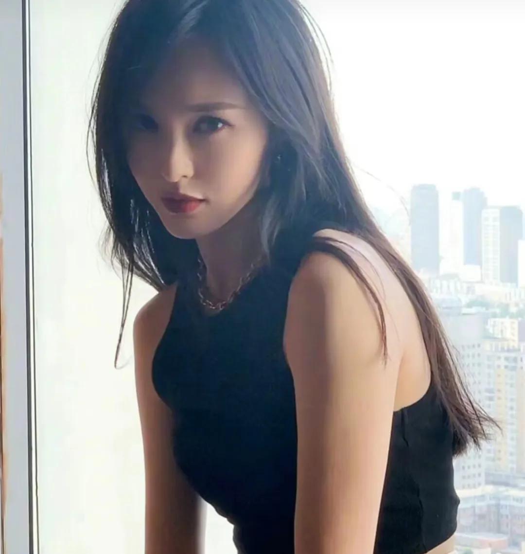 Xiao Zhan, Yang Zi, Yang Yang, Zhao Lusi, Wu Lei, Wang Yuan, Ren Min, Li Xian, Cai Xukun, Yang ...