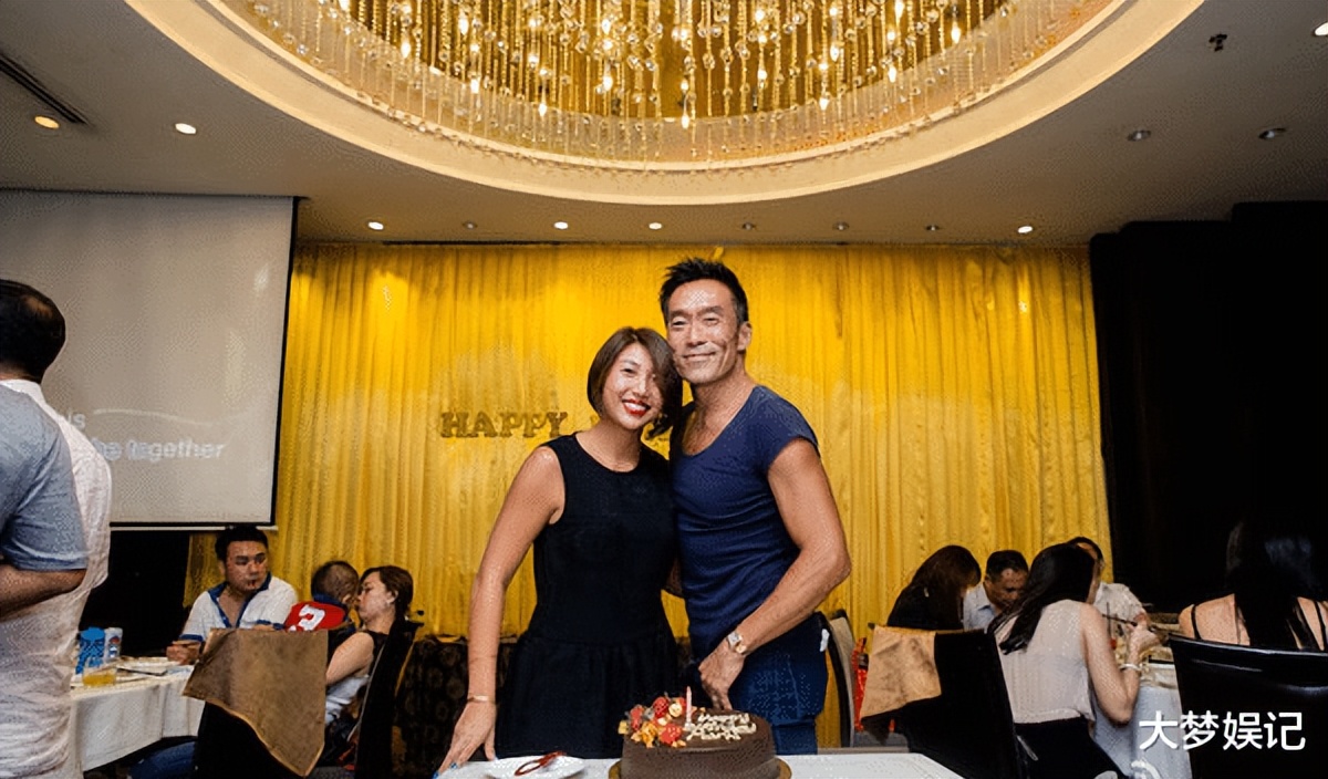 Hong Kong star Zheng Haonan has been married for 20 years, but his wife ...