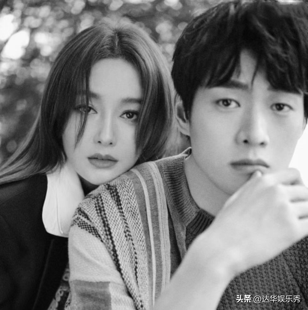 The 43-year-old Qin Lan and the 33-year-old Wei Daxun are in a real relationship. They go out ...