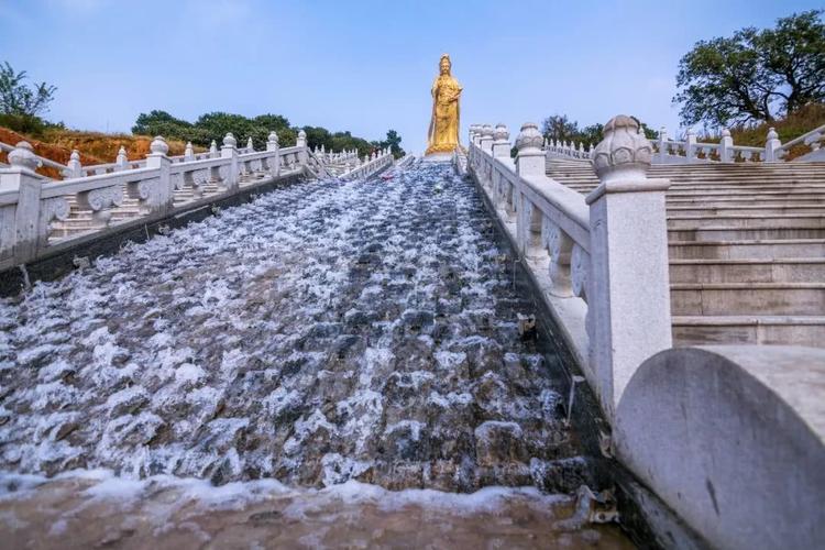 Buddhist legends: Guangmu Tianwang has a third eye, which is said to be ...