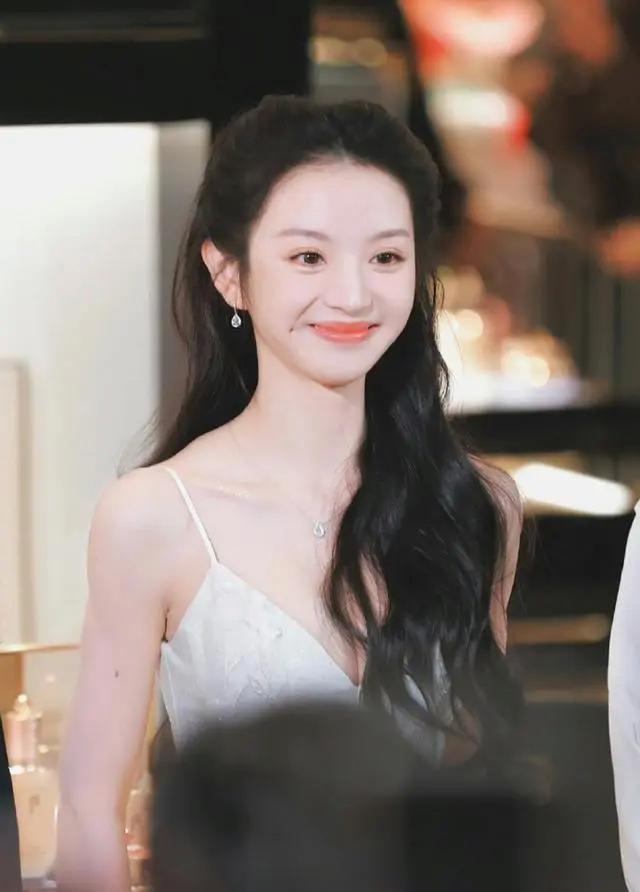 Tian Xiwei: From appearance to inner, a breathtakingly beautiful ...