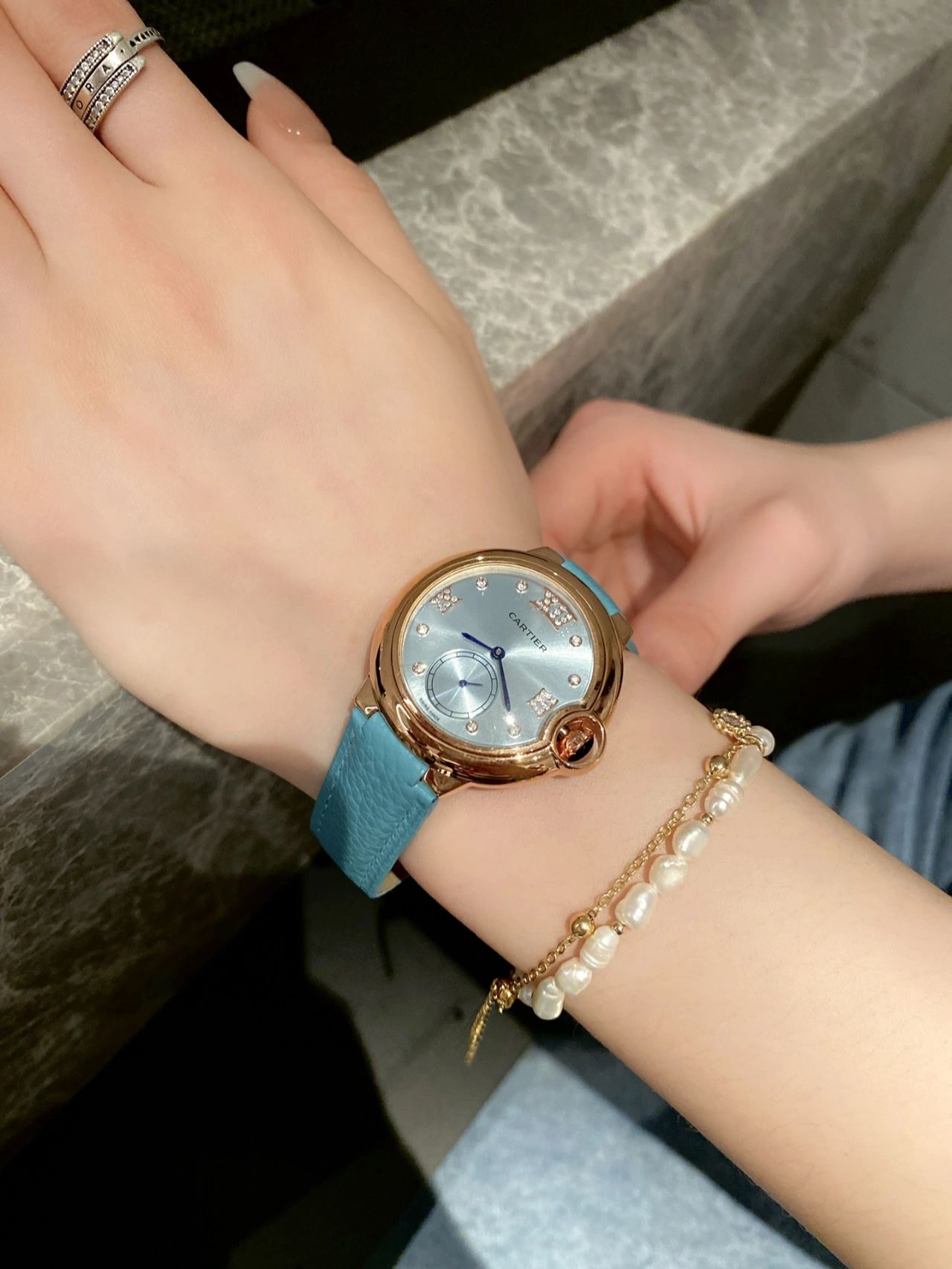 Cartier blue balloon, a gift for yourself - iNEWS