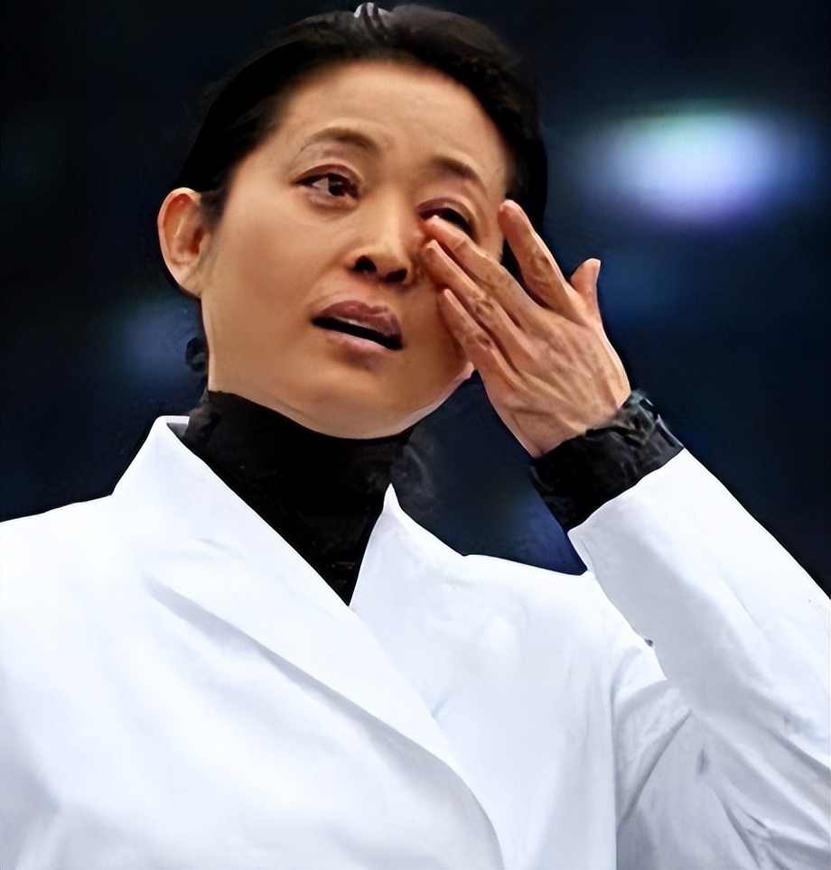 Photographer Wang Wenlan: When his son got sick and divorced Ni Ping ...