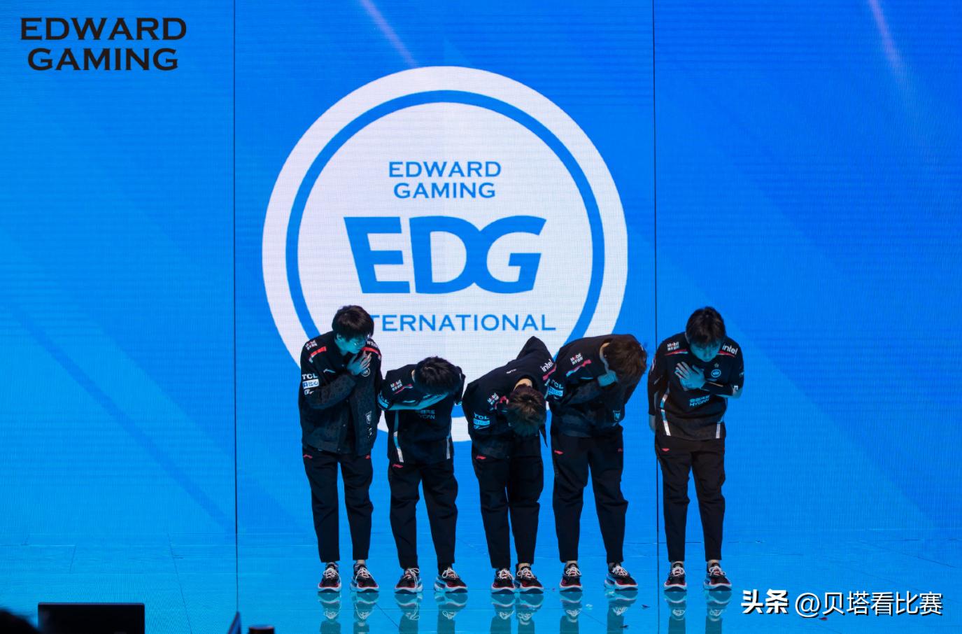 EDG boss pays attention to Uzi! 957 live broadcast broke the news: God is sure to go to EDG ...