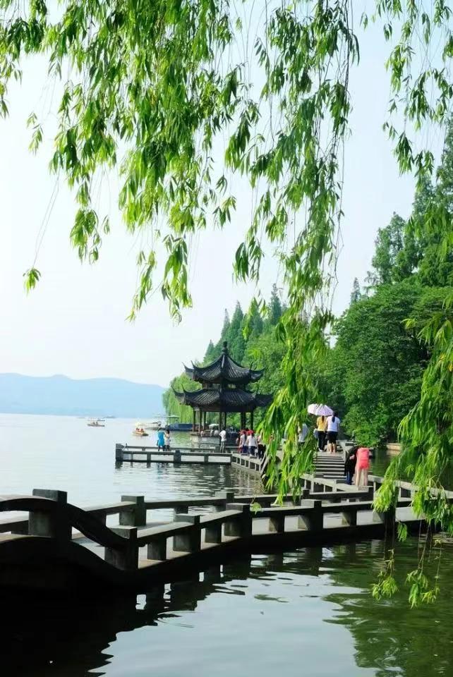 Slow Voice·West Lake - iMedia