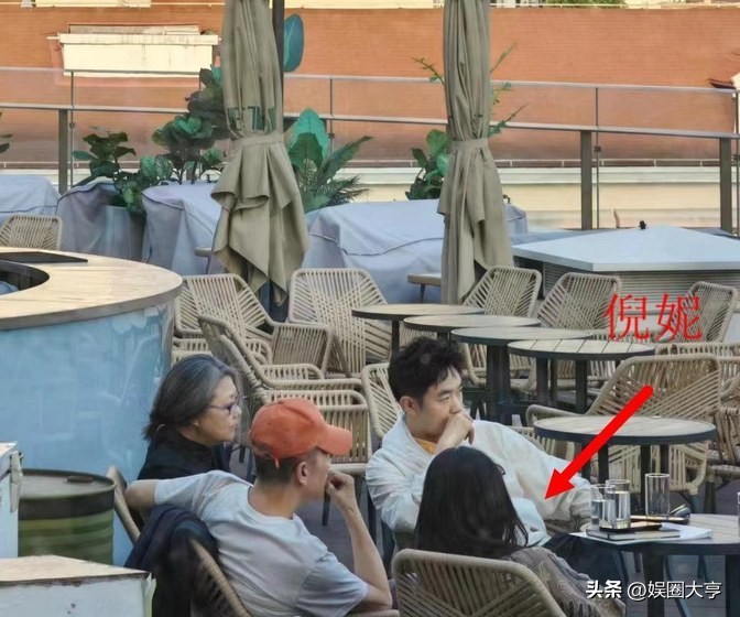 Zhou Xun's bare-faced photos at the age of 49 were exposed, and her real appearance without ...