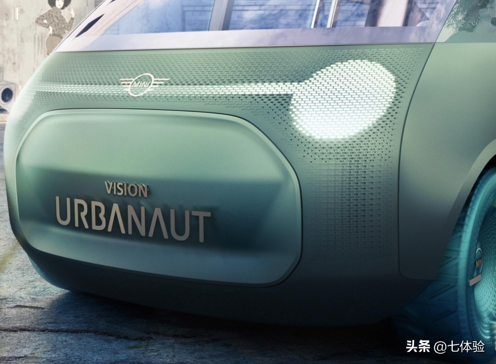 Looking at MINI's understanding of MPV, Vision Urbanaut takes "creative ...