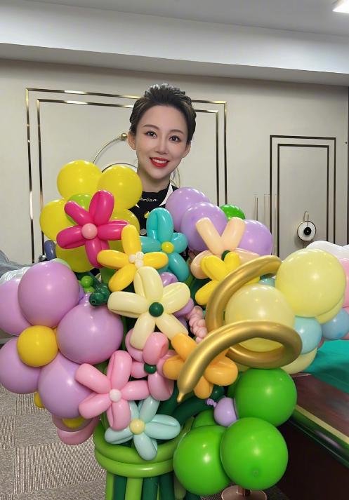 Pan Xiaoting's latest photos without makeup are not like 40 years old ...