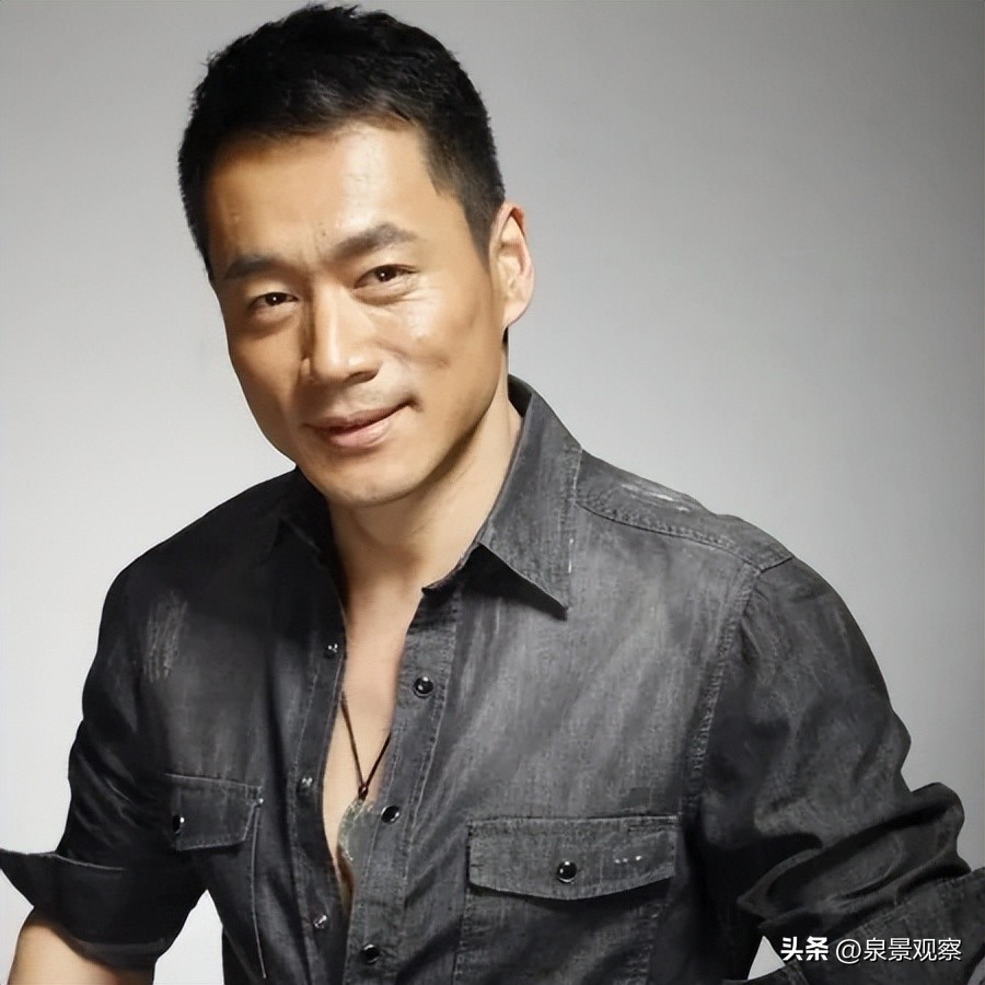 Wu Song Ding Haifeng fell in love with Pan Jinlian and Wang Siyi, but ...