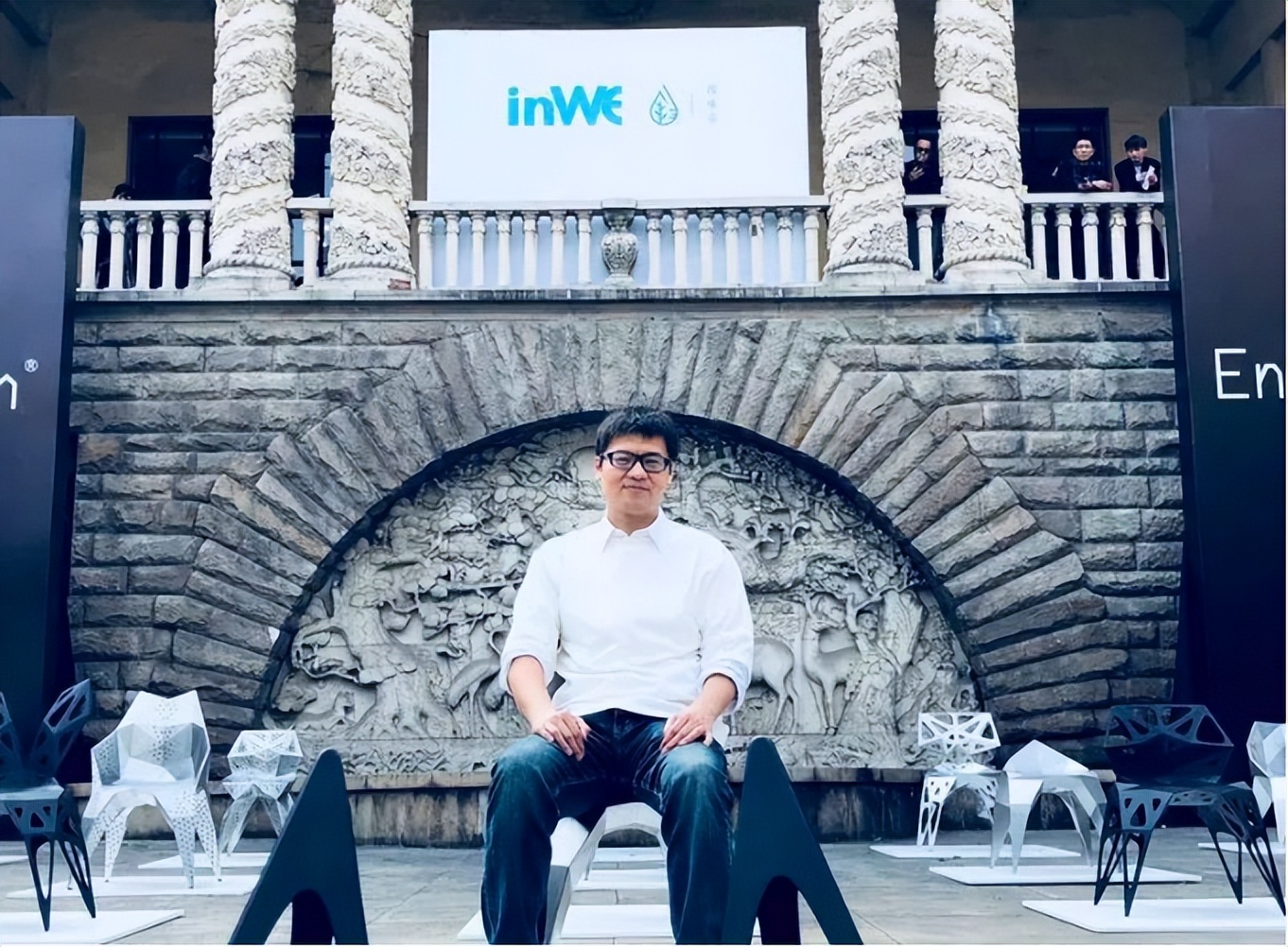 Jingdong's "Prince" has changed again, Liu Qiangdong's big game? - iNEWS