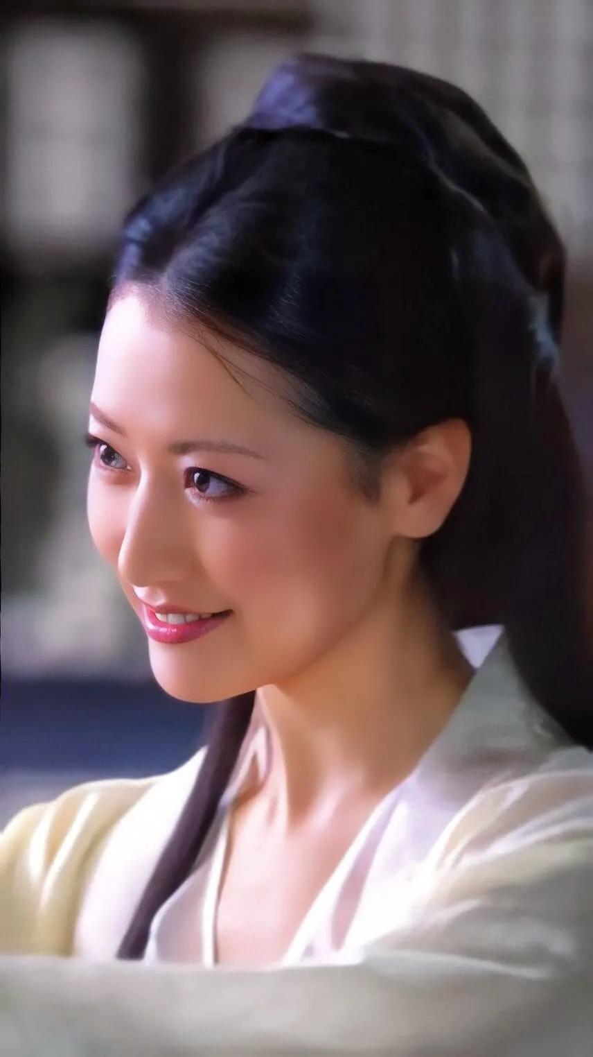 Bai Bing is so beautiful, more recognizable characters would be more ...