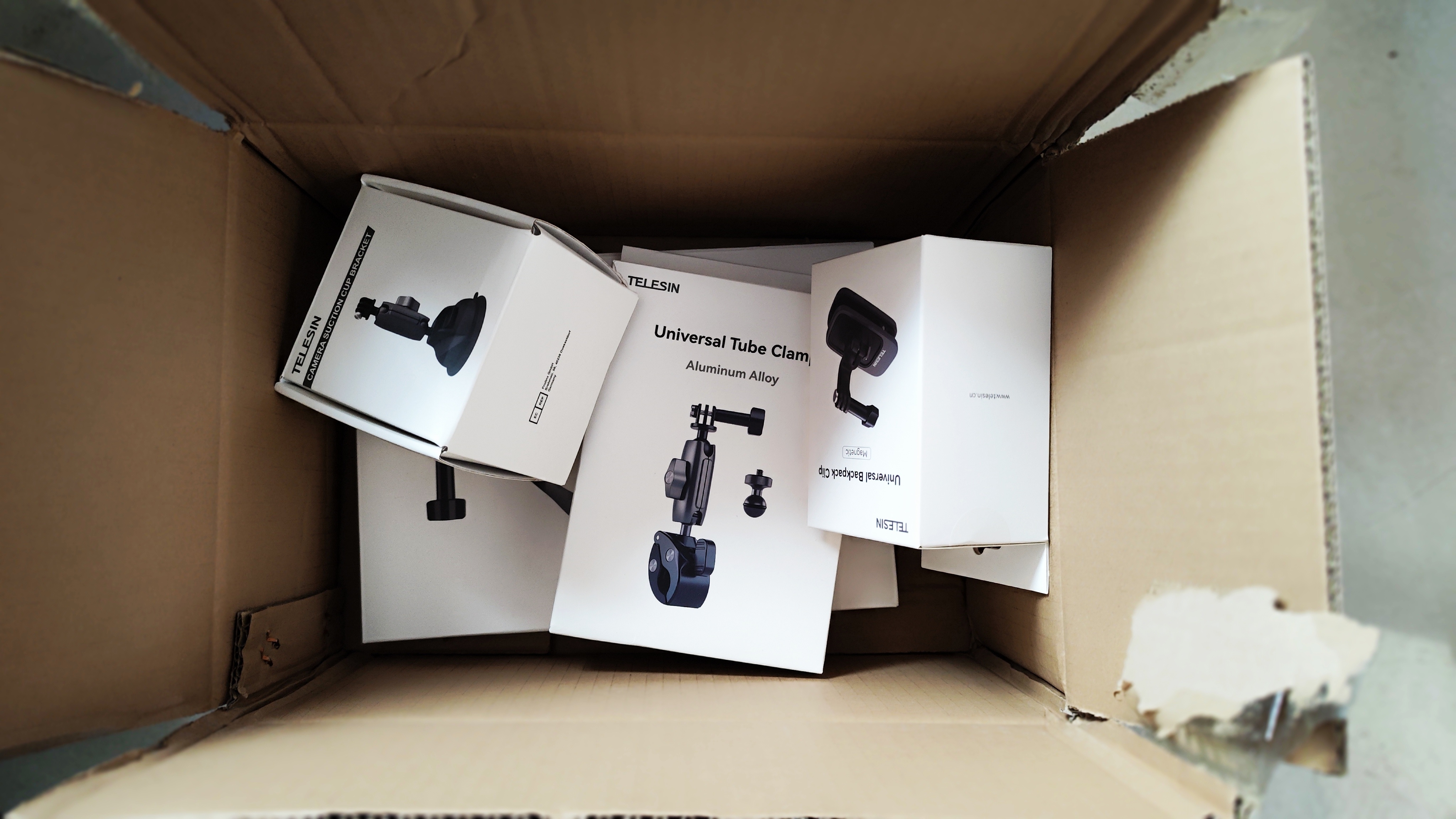 Taixun photography 4-piece set for less than 300 yuan - iNEWS