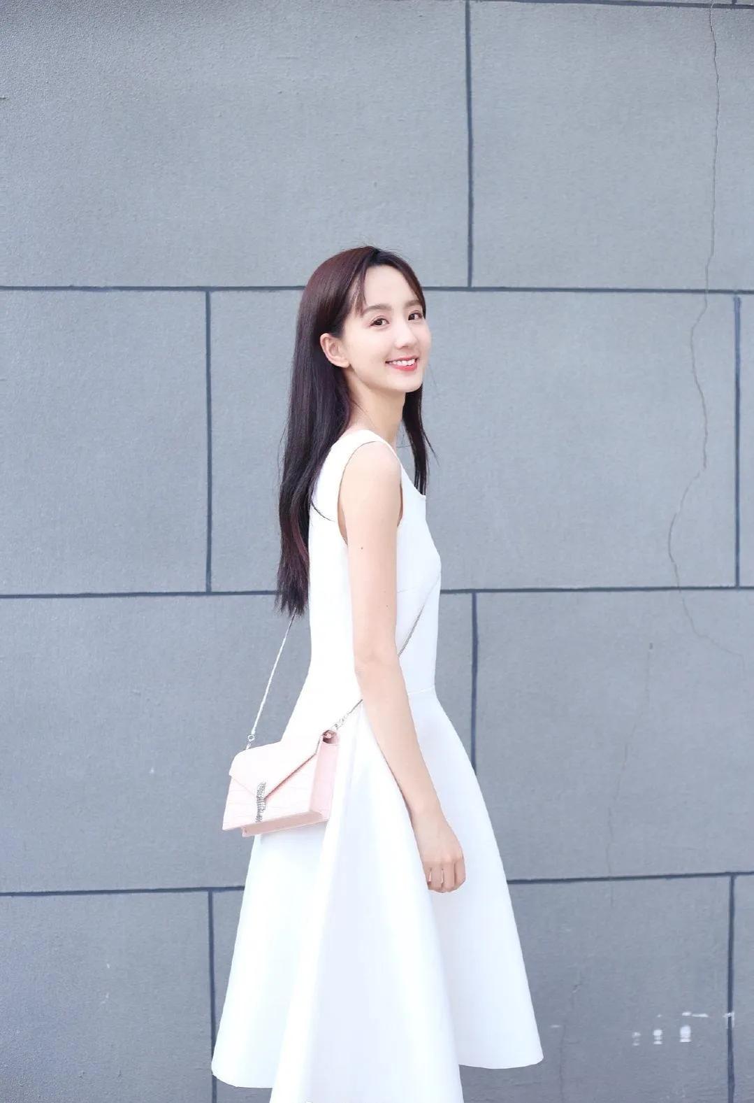 Pure and sweet Xu Xiaonuo - iMedia