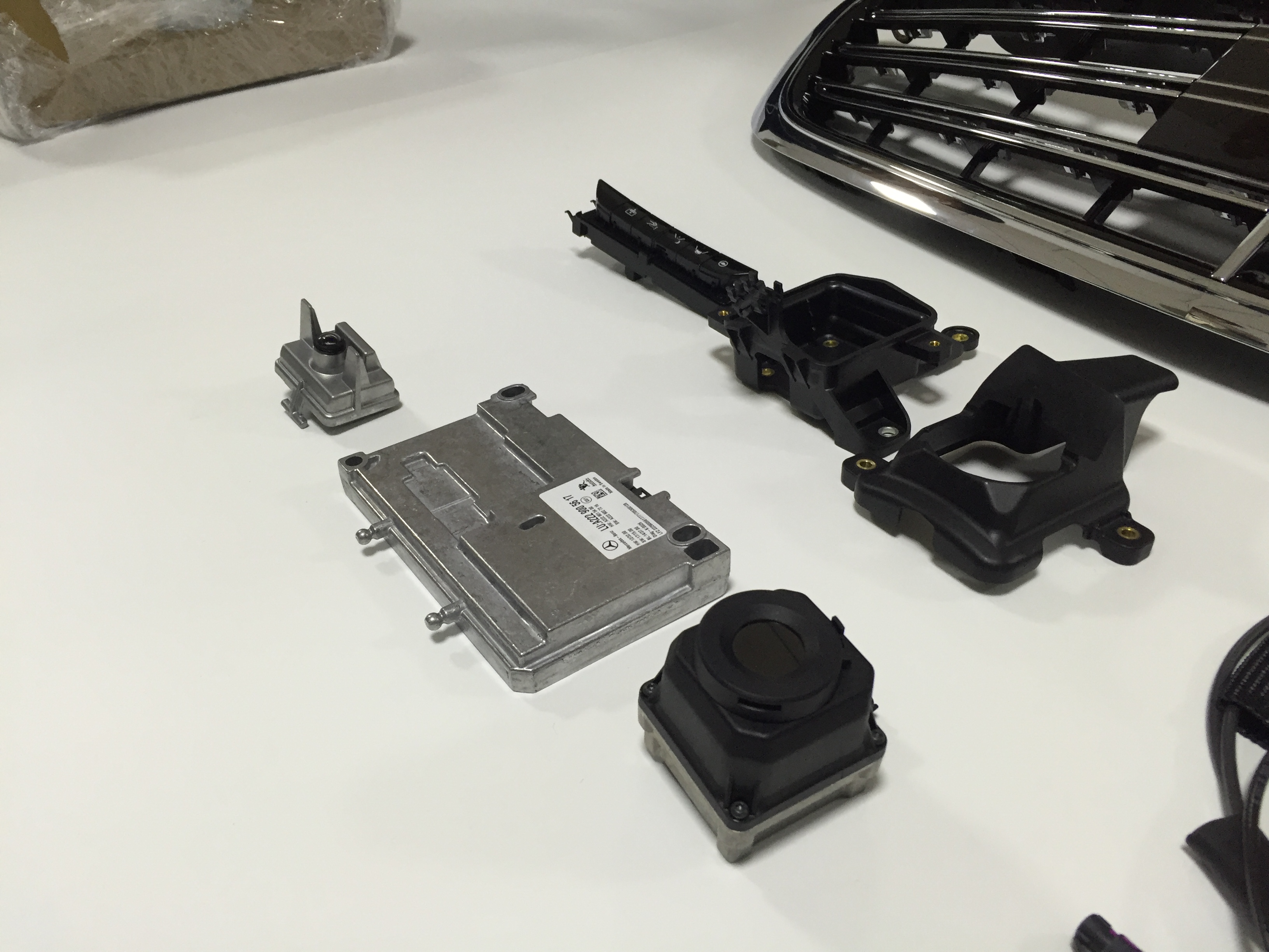 18 Mercedes-Benz S500 4MATIC upgraded infrared night vision system to ...