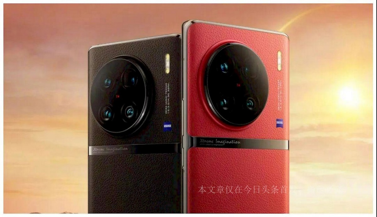 There are two high-end mobile phones that can be bought within 3500 ...