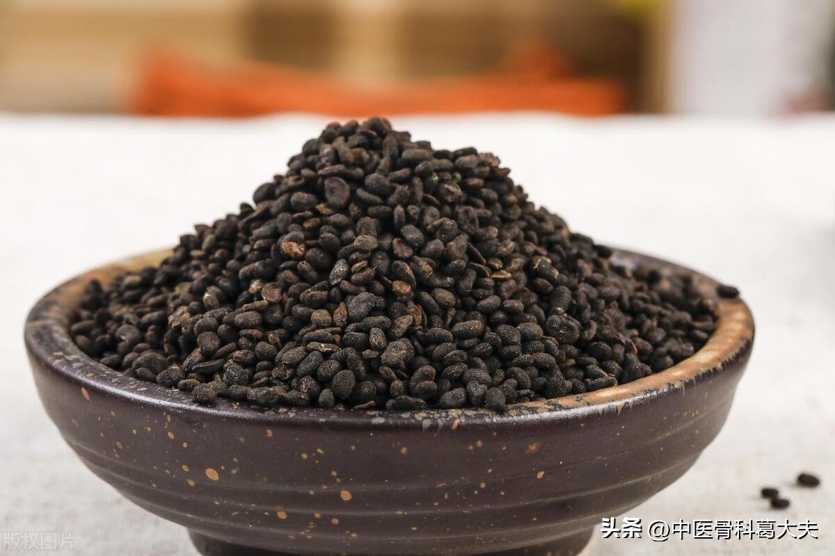 The three herbs can nourish the kidney qi, let the kidney qi return to ...