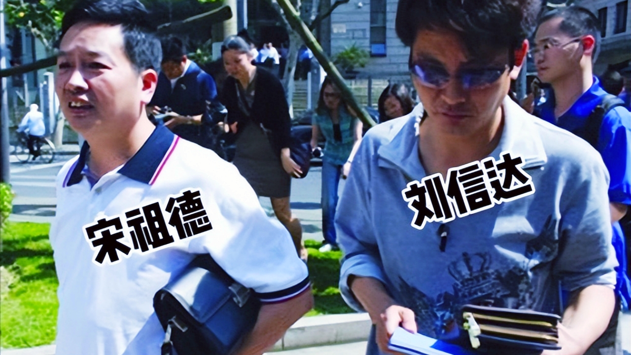 After Song Zude, another director speaks for Hu Xinyu, pointing the ...