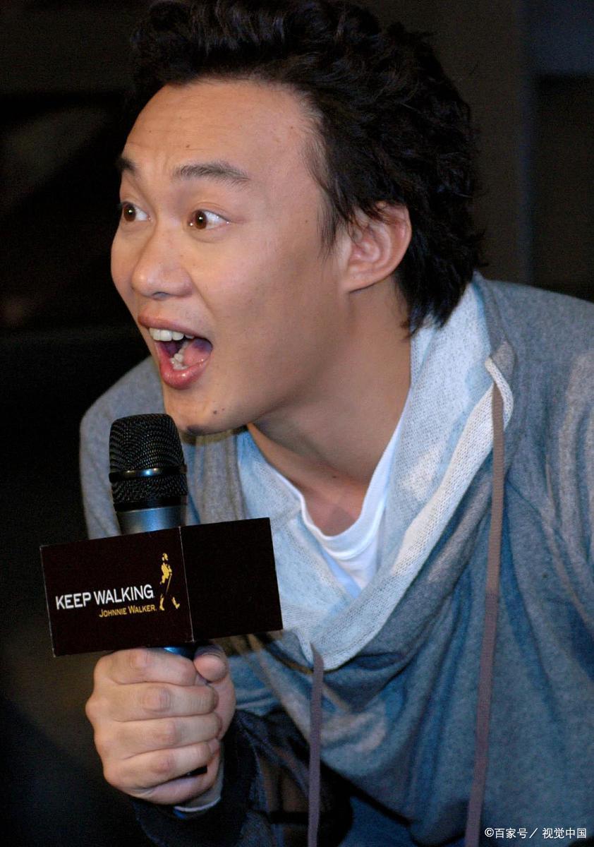 Eason Chan and Li Ronghao teamed up again to release a new Cantonese ...