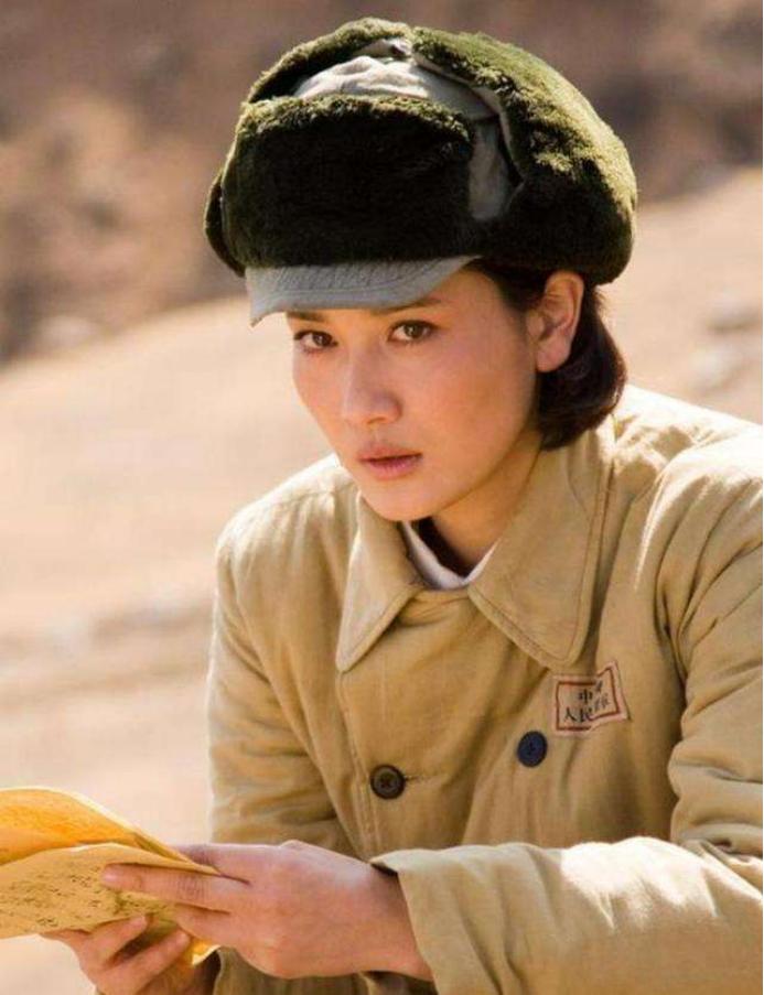 Post-70s actor Pan Yuchen: After divorcing Hou Yong, he is like a rose ...