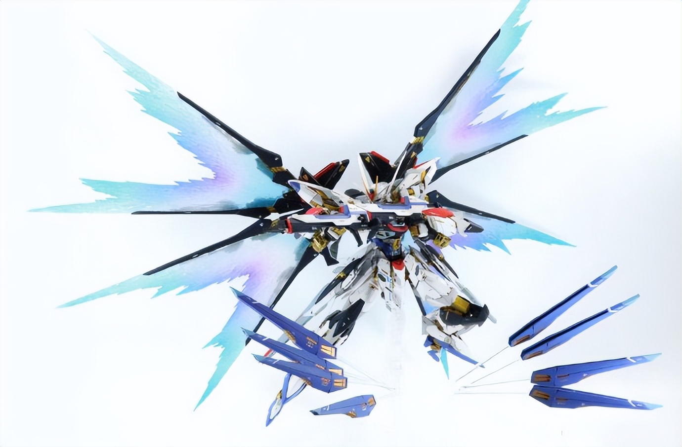 Golden skeleton, MG scale strong self-eclipse gunpla - iNEWS