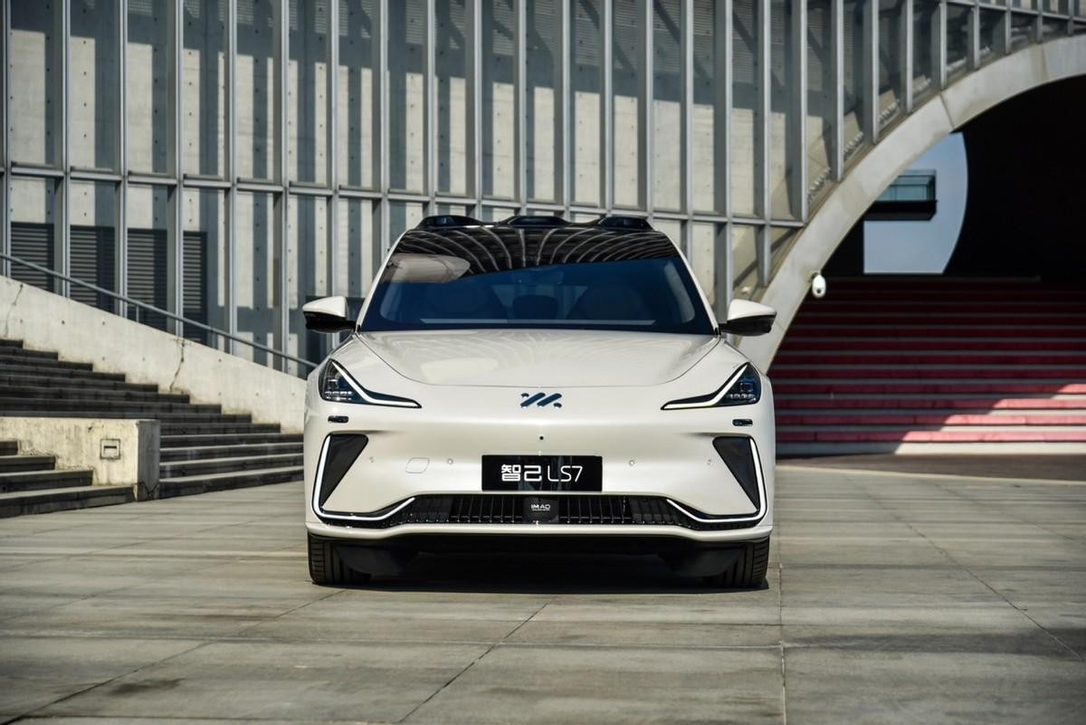 Real shot of Zhiji LS7, this luxury SUV is not simple - iMedia