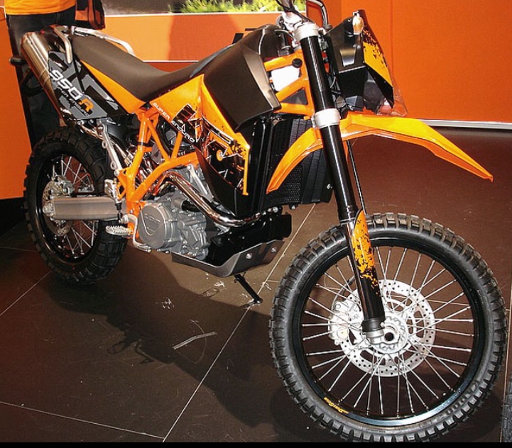Do you know KTM950 and this off-road vehicle? - iNEWS