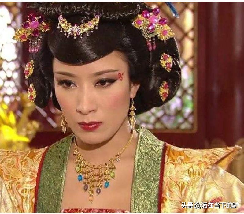 The empress who is more domineering than Empress Lu drove the emperor ...