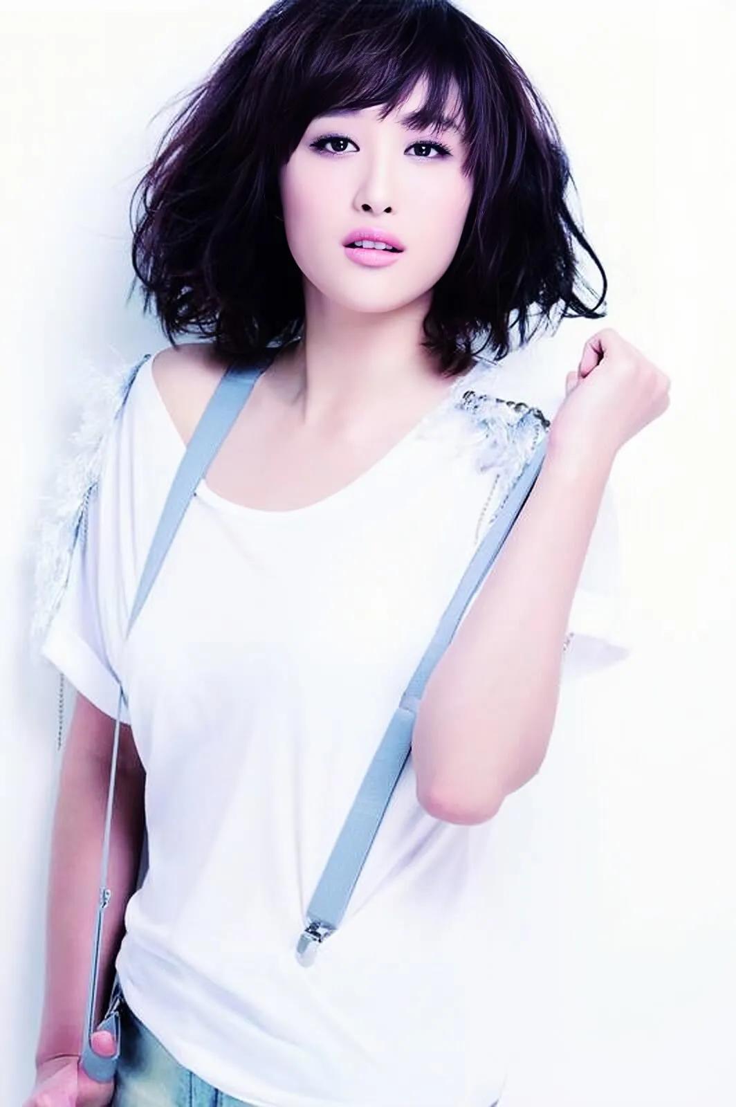 Mainland actress - Li Xinru - iNEWS