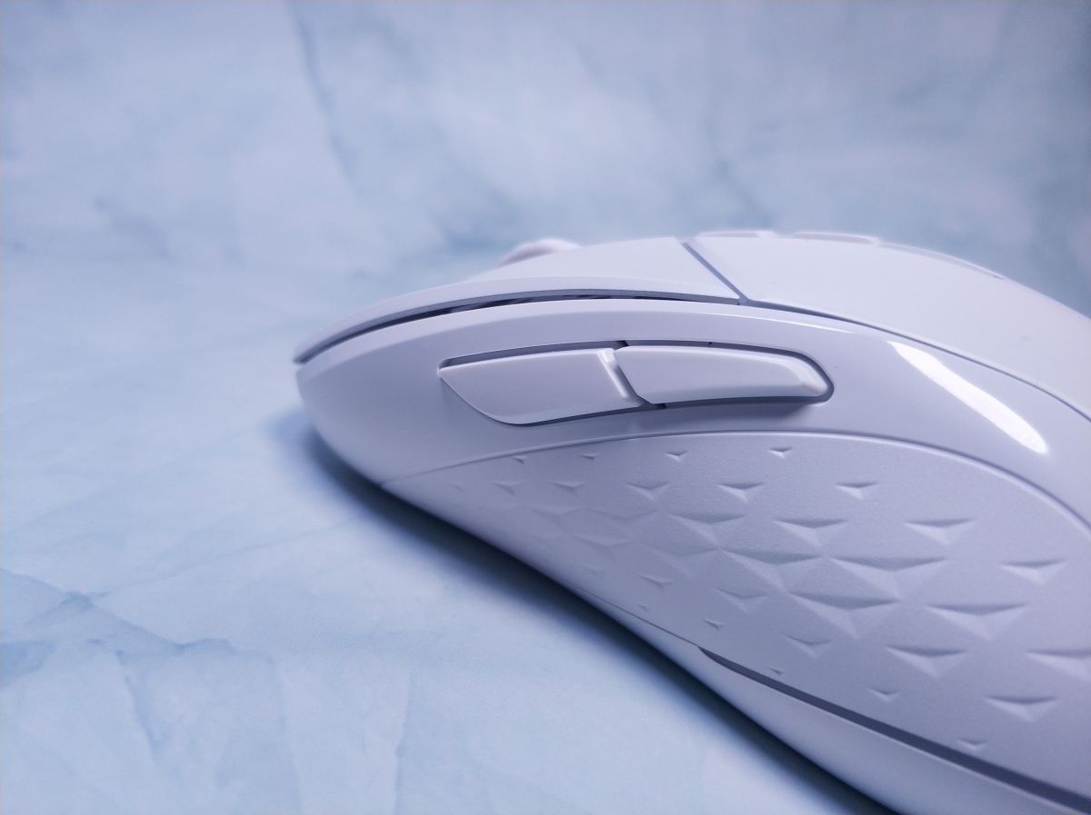 Dual-mode cool RGB, flexible wireless control: Rapoo V300W gaming mouse ...