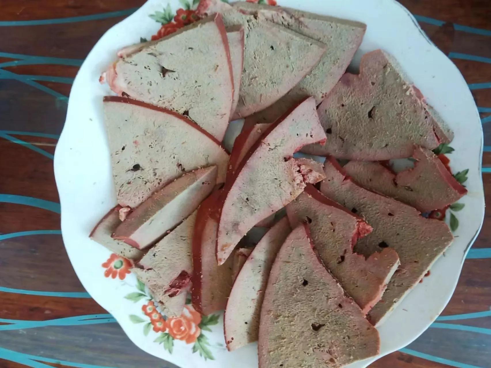 The Mid-Autumn Festival banquet for a family of five in rural Dalian ...