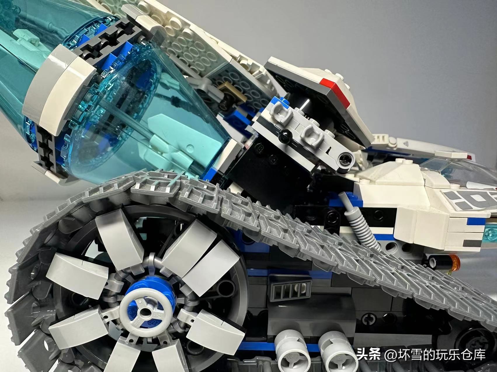 Try LEGO Phantom Ninjago 70616: Ice Tanks! invincible - iNEWS