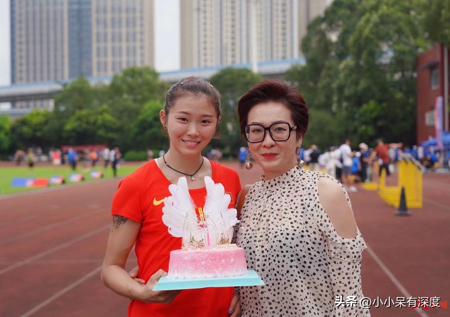 Sichuan girl Wu Yanni, the goddess of the new generation of hurdles ...