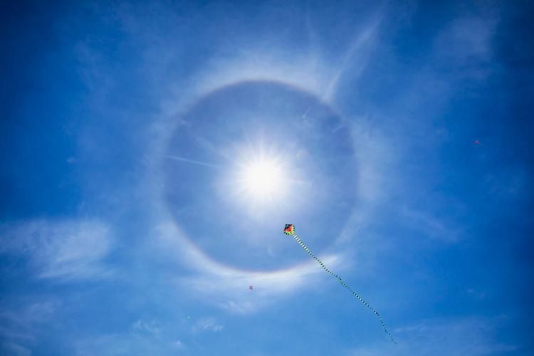 Mysterious patterns in the sky: Optical effects behind solar halos - iNEWS