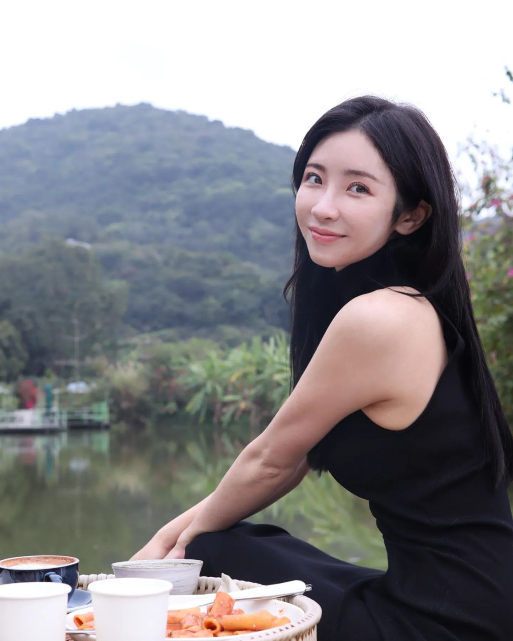 From Li Yingyi's recent photos, I can see a different kind of ...