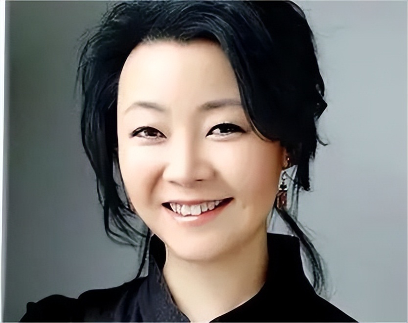 Sarina: The most correct decision in my life is to marry my first love ...