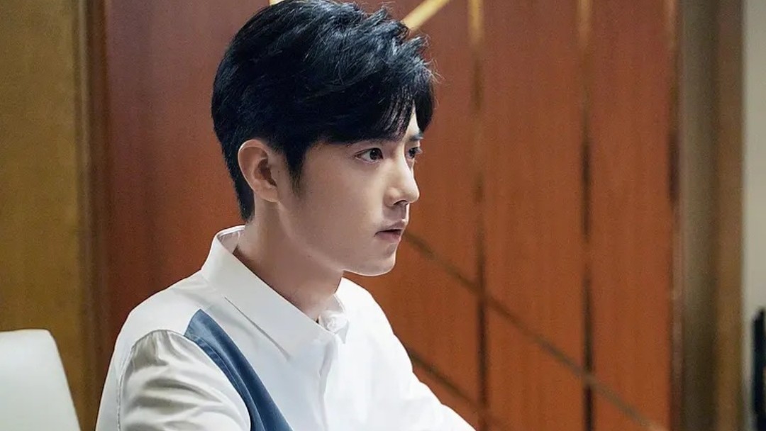 The urban drama "The Sun with Me" is finalized, starring Xiao Zhan and Bai Baihe, assisted by ...